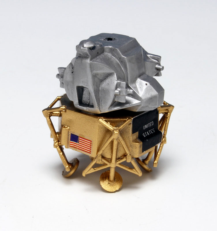 AmiAmi [Character & Hobby Shop] | 1/200 Apollo 11 Saturn V Rocket (w ...